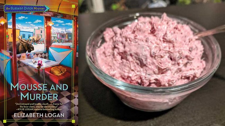 Cooking the Books: Mousse and Murder by Elizabeth Logan